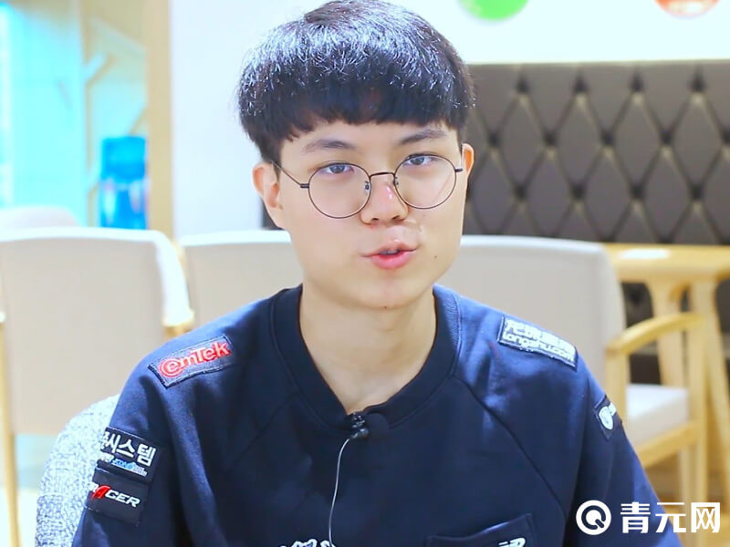 Cuzz - 文友赞个人资料，身高、年龄及评价 - 青元名人堂