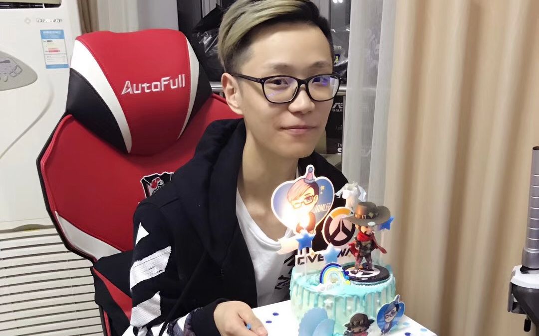 Jamlee - 退役原因、去哪里直播及结婚事件 - 青元名人堂